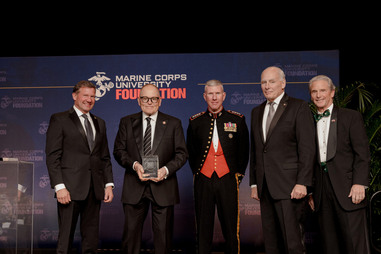 Bob Parsons Receives Semper Fidelis Award - Marine Corps University ...